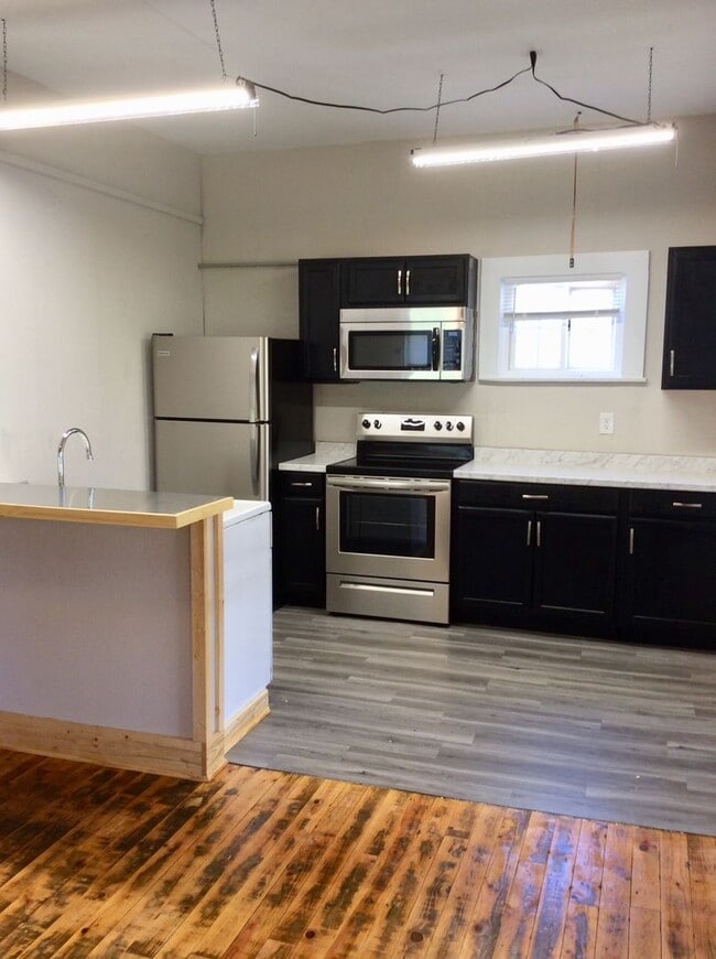 16 Wells St Off-Campus Housing, Murphy, NC