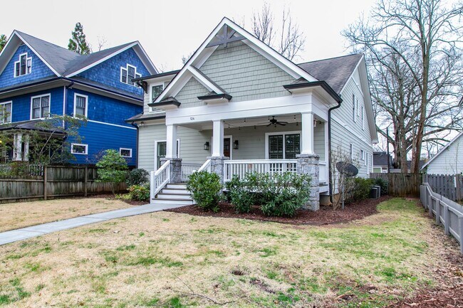 Oakhurst Two Story with Classic Bungalow C... - House Rental in Decatur ...