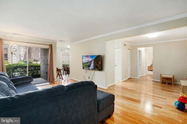 8308 Tobin Rd Unit Apt. 11 - Condo for Rent in Annandale, VA | ForRent.com