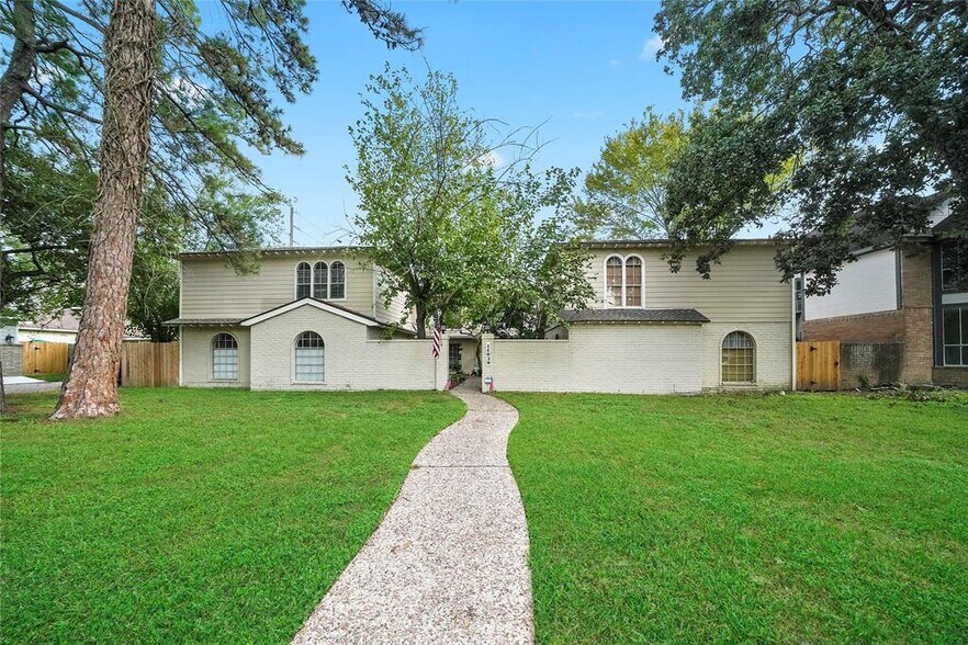 14030 Cashel Forest Dr Unit 4 - Apartment for Rent | Houston, TX ...