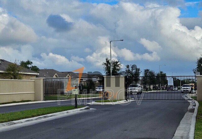 5600 Nightingale Ave Unit 7 Off-Campus Housing, McAllen, TX