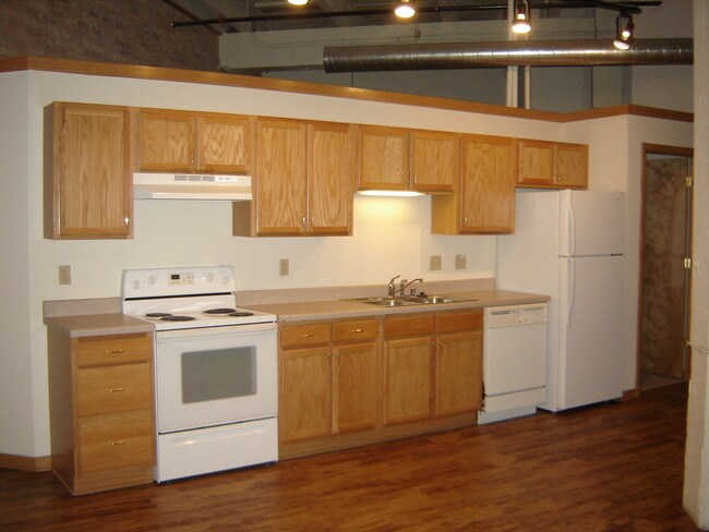 Mitchell Wagon Lofts - Racine, WI | ForRent.com