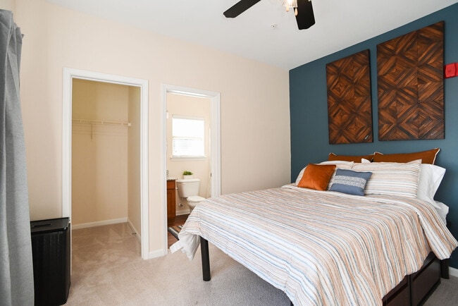 University of North Carolina Charlotte | Off-Campus Housing Search