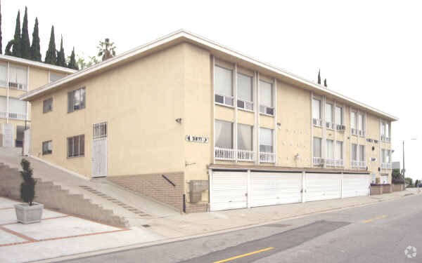 Crest View Apartments | Los Angeles, CA | ForRent.com