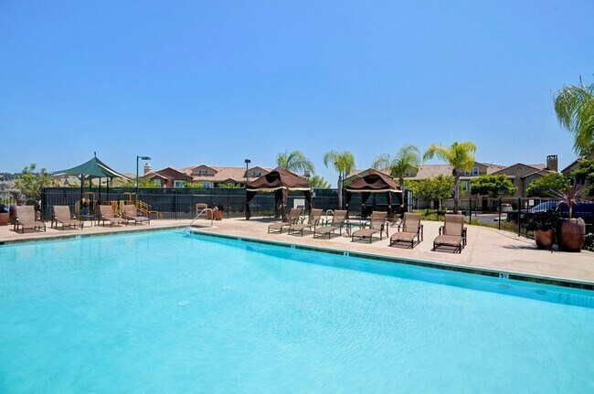 RiverEdge Terrace* Apartments - Townhomes for Rent - San Diego, CA ...