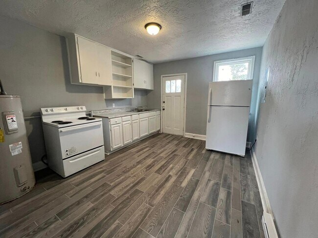 704 Miller Rd Unit 704 A - Sumter, SC | ForRent.com