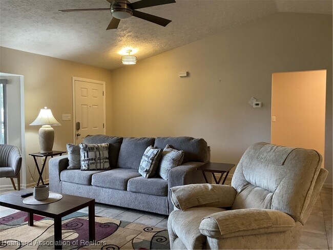 3719 Ponce De Leon Blvd Off-Campus Housing, Sebring, FL