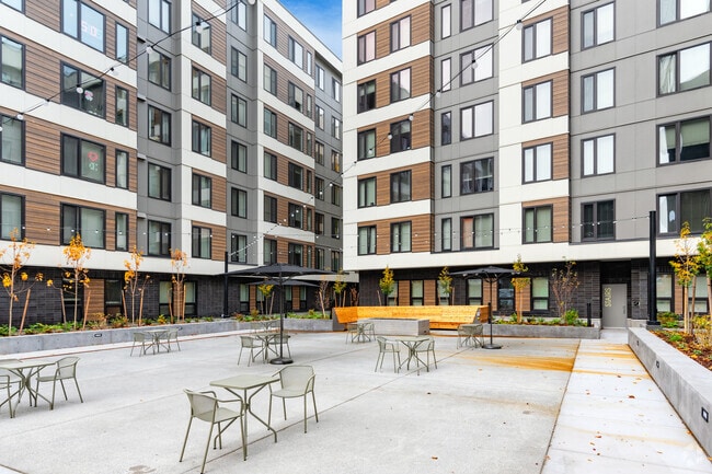 Trailside Apartments - Seattle, WA | ForRent.com