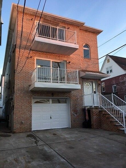 2 Casper Ct | Jersey City, NJ | Starting at $2,450 | ForRent.com