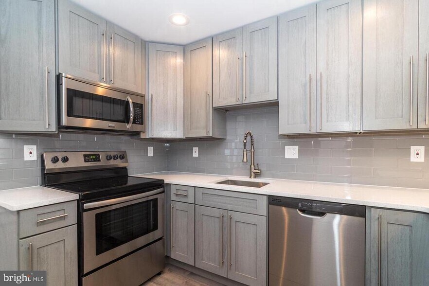2001 Hope St - House for Rent in Philadelphia, PA | ForRent.com