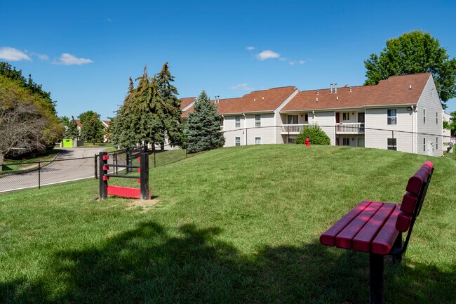 Clinton Place Apartments For Rent in Clinton Township, MI | ForRent.com