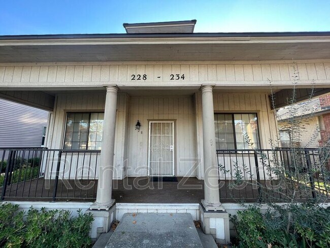 228 W 21st St Condo For Rent in Merced, CA | ForRent.com