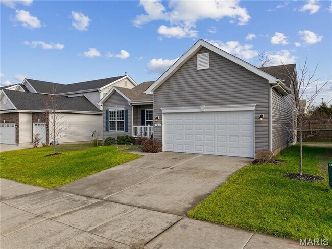 168 Hidden Bluffs Dr Off-Campus Housing, Lake Saint Louis, MO