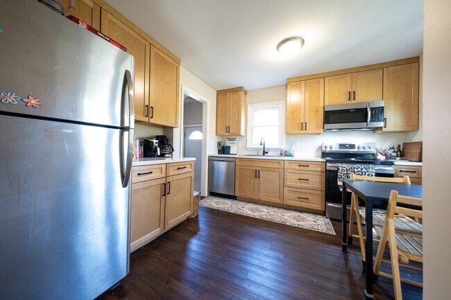 3734 Rhode Island Ave S - House Rental in Minneapolis, MN | ForRent.com