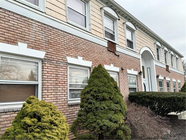 19 Normandy Village Unit 4 - Condo for Rent in Nanuet, NY | ForRent.com