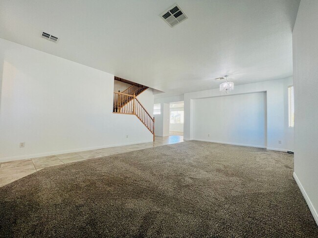 Rhodes Ranch Guard Gated with Golf Course ... - House Rental in Las ...