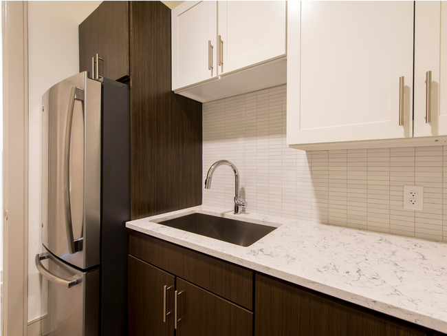 Latitude Med Center Apartments | Rice University | Off-Campus Housing ...