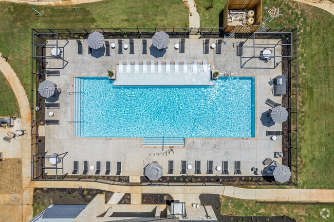 The Southerly at Longview Apartments - Longview, TX | ForRent.com