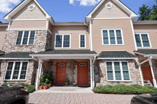 269 Main St Condo Unit 20 - Condo for Rent in Little Ferry, NJ ...