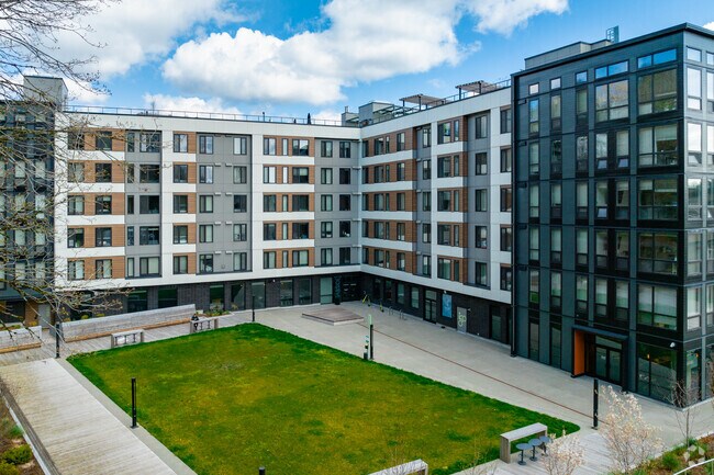 Trailside Apartments - Seattle, WA | ForRent.com