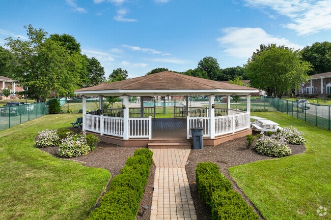 Beaver Brook Gardens Apartments For Rent in Lincoln Park, NJ | ForRent.com