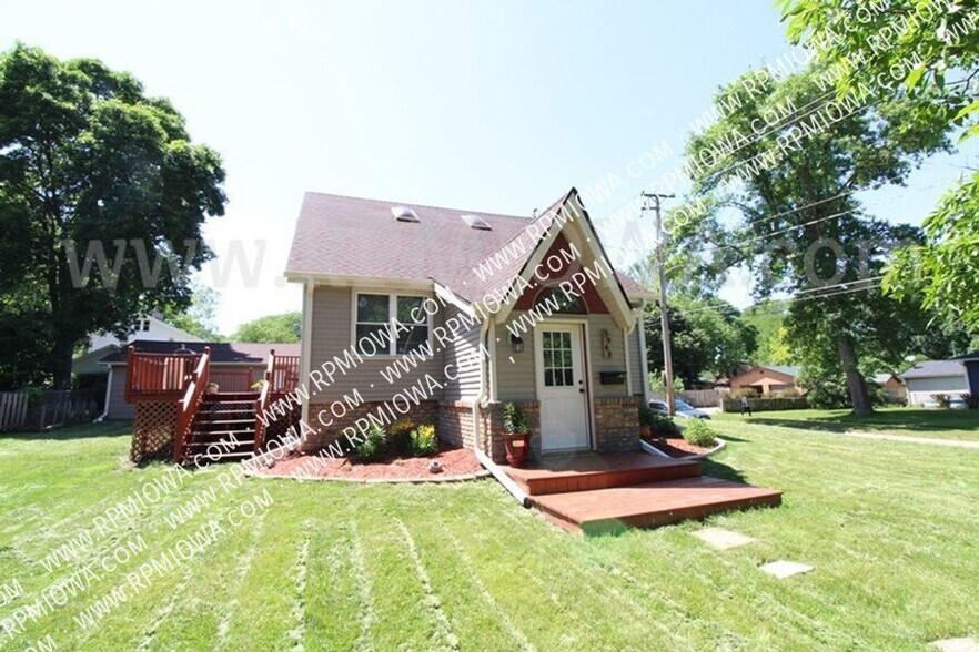 3948 43rd St - House for Rent in Des Moines, IA | ForRent.com