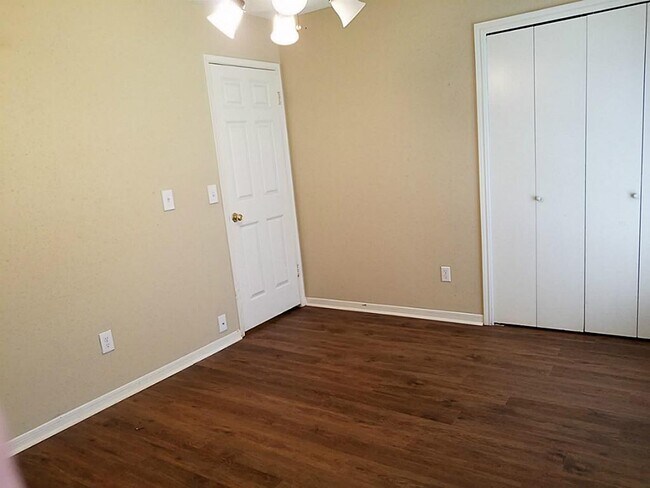 8131 Sunny Ridge Dr - House Rental in Houston, TX | ForRent.com