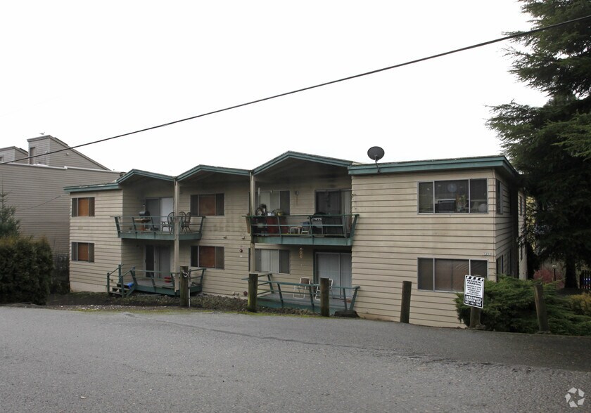 The Dolphin Apartments | Portland, OR | ForRent.com