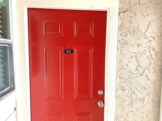 10855 Meadowglen Ln Unit 825 Off-Campus Housing, Houston, TX