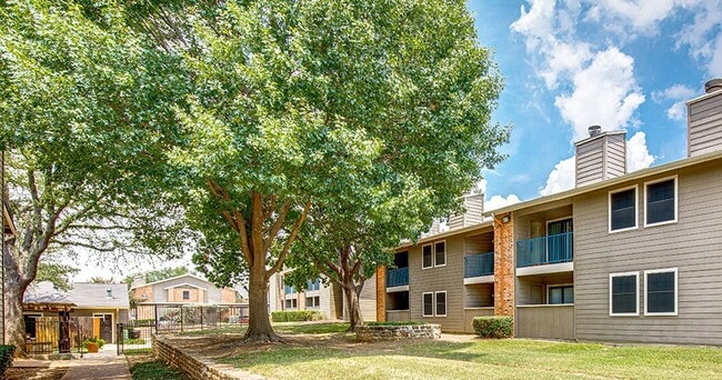 The Landings at Northgate Apartments For Rent in Irving, TX | ForRent.com