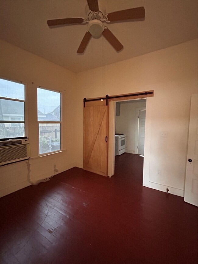 6737 Ave E Off-Campus Housing, Houston, TX