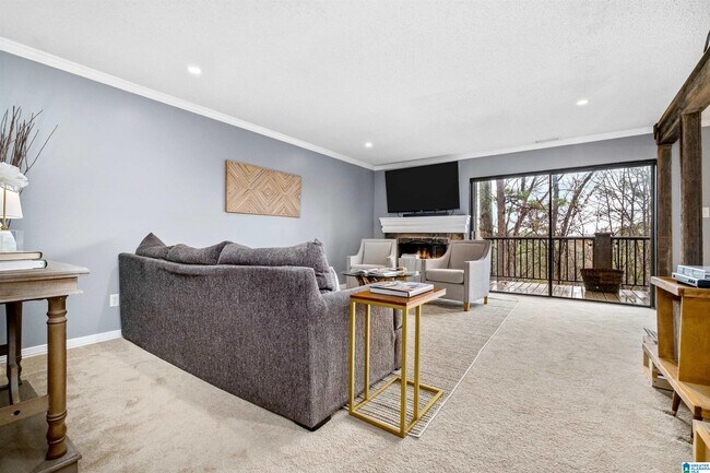 111 Cambrian Way Unit 10-1-02-0-993-081.046 - Condo for Rent in ...