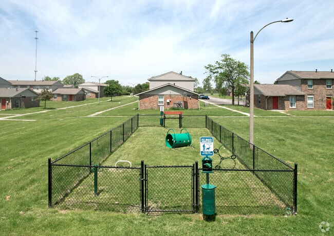 River Pointe Townhomes - Fort Wayne, IN | ForRent.com