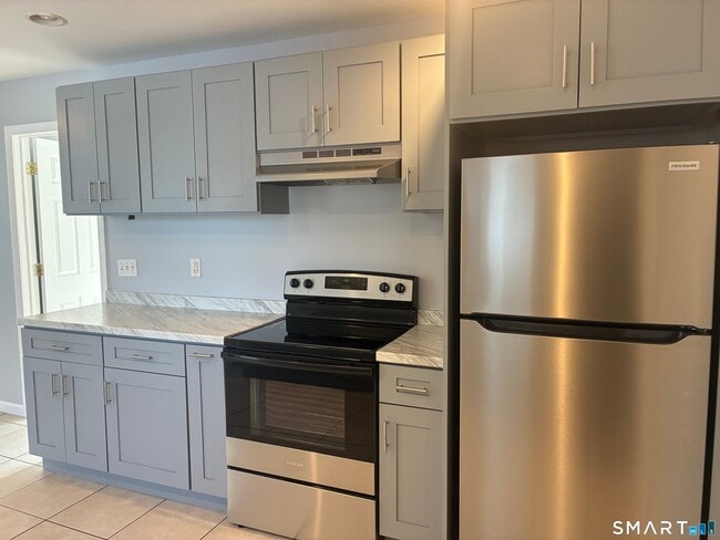 75 Ash St Off-Campus Housing, Bridgeport, CT