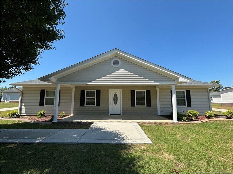 5982 Waldos Beach Rd - House for Rent in Fayetteville, NC | ForRent.com
