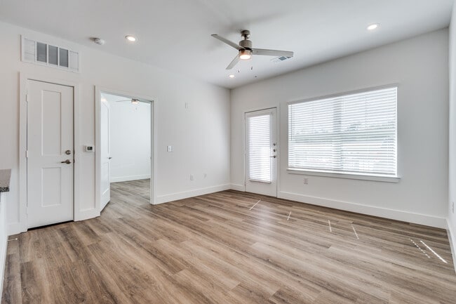 The Residences at Arbor Oaks Apartments - Houston, TX | ForRent.com