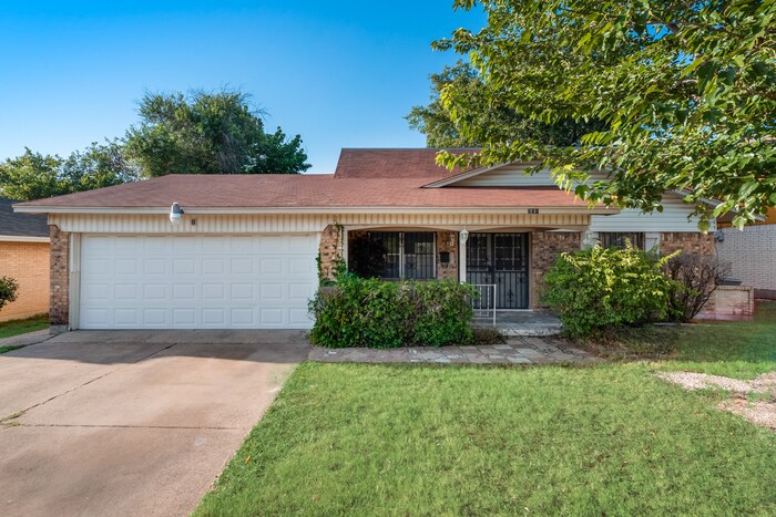231 Bettyrae Way - House for Rent in Dallas, TX | ForRent.com