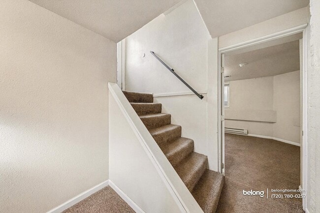 425 9th Ave Unit B Off-Campus Housing, Greeley, CO