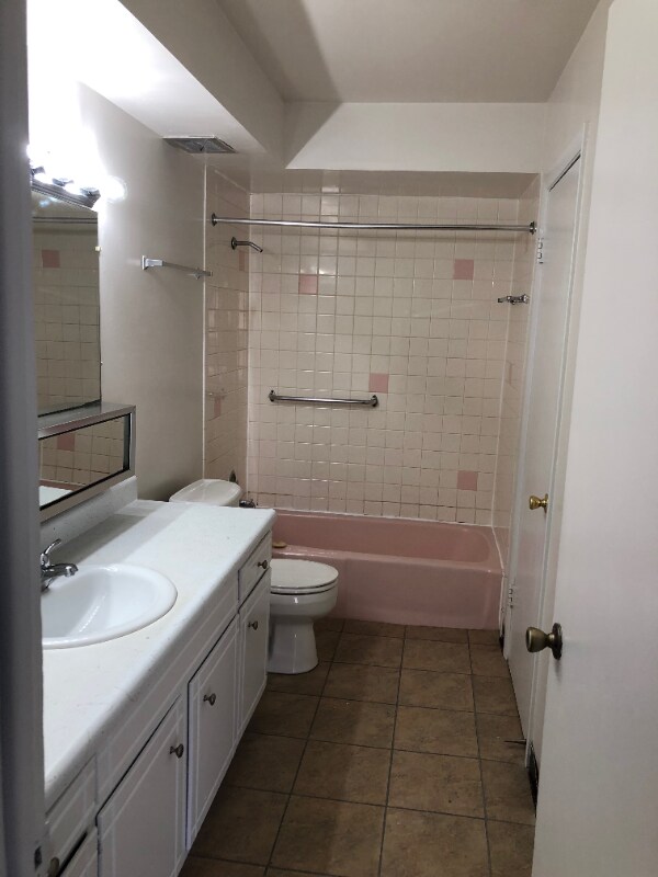 510 N Mill Rd Apartment Unit 2G - Addison, IL | ForRent.com