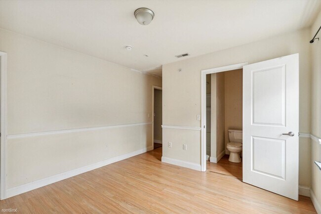 6 br, 6 bath Triplex - 1710 CECIL B MOORE ... Unit 3 - Condo for Rent ...