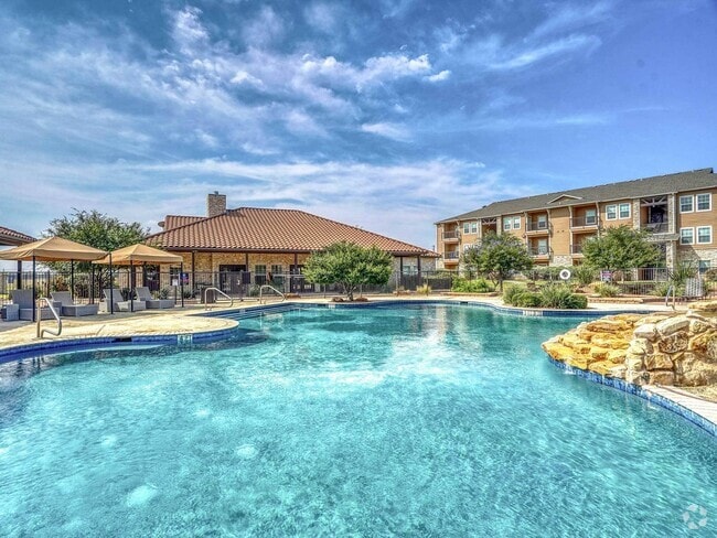 Midland College Off-Campus Housing & Apartments | ForRentUniversity