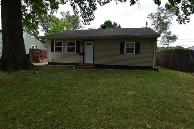 Updated ranch style home in McKinley Terrance - House Rental in South ...