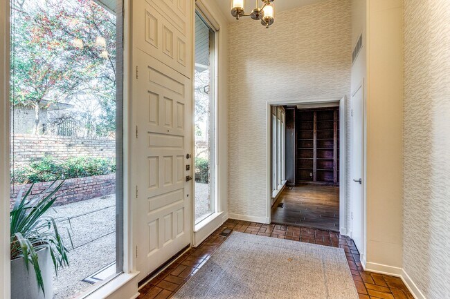 3 Bedroom Duplex with Study/Loft in Presto... - House Rental in Dallas ...