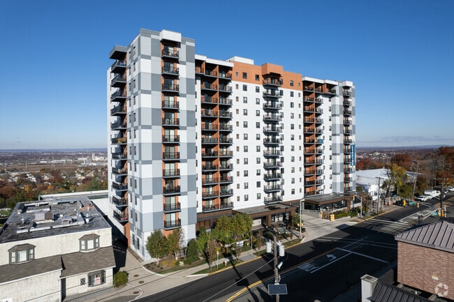 THE FAIRVIEW Apartments - Fairview, NJ | ForRent.com