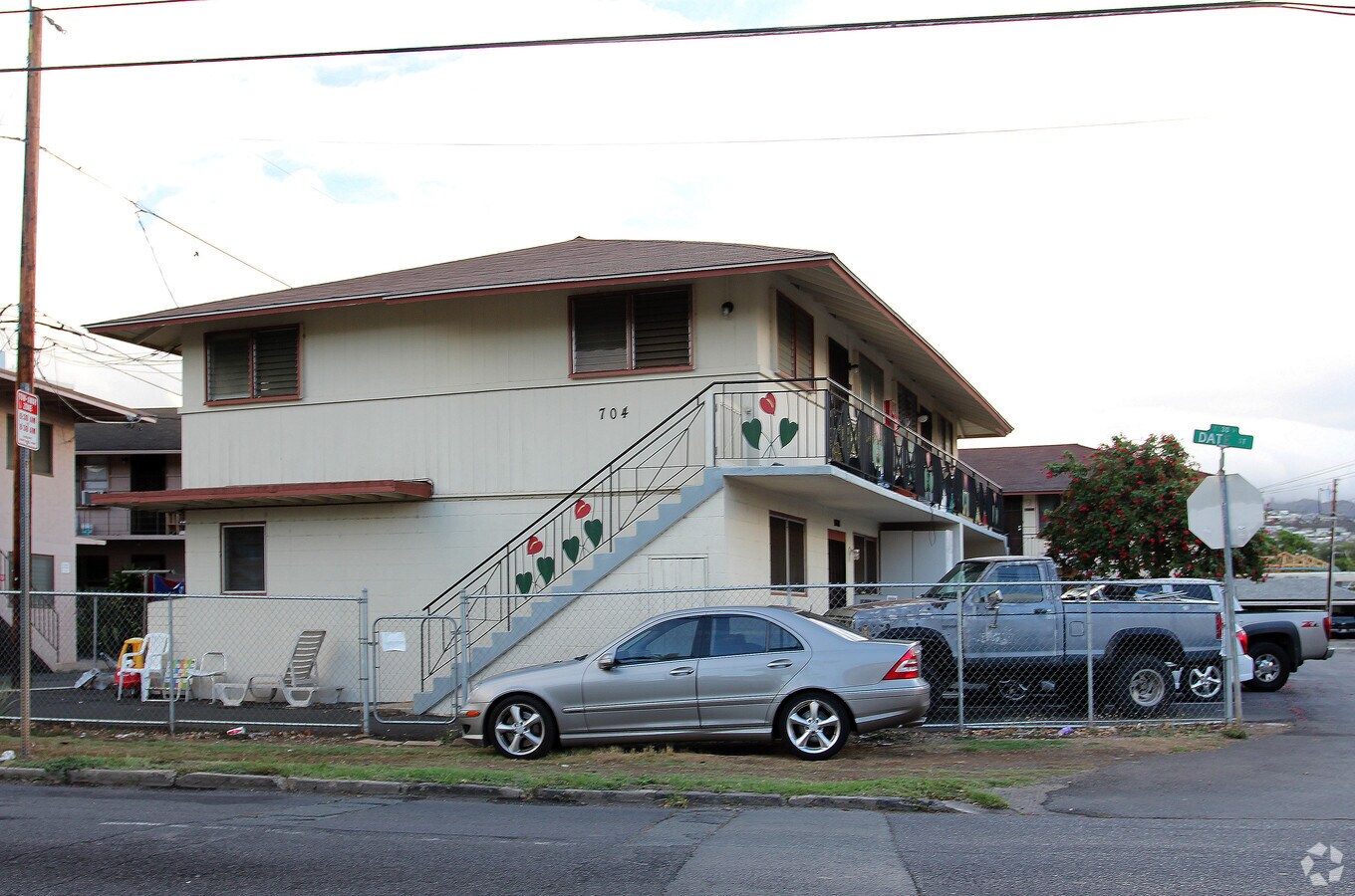 704 Menehune Ln Apartments - Honolulu, HI | ForRent.com