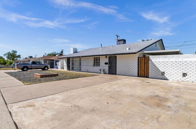 Fully Furnished 4 Bedroom Single Level Hom... Rental - House Rental in ...