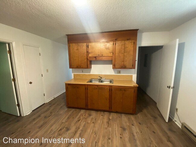 3 br, 1 bath House - 407 Oak Street Rental - House Rental in Shelby, NC ...