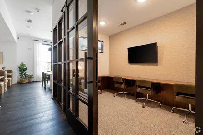 Enclave on Ross Apartments - Del Valle, TX | ForRent.com