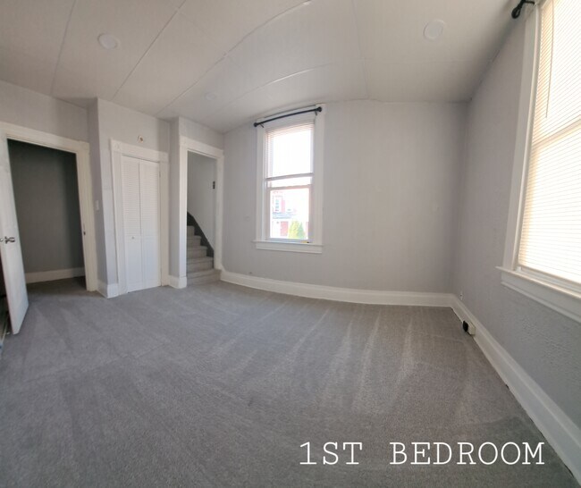 22 Marie Ave House Unit 22 - House Rental in Avalon, PA | ForRent.com