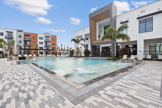 Renata at Lakewood Ranch Apartments - Lakewood Ranch, FL | ForRent.com